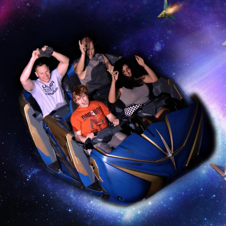 Disney dazzles seniors – Knight Life