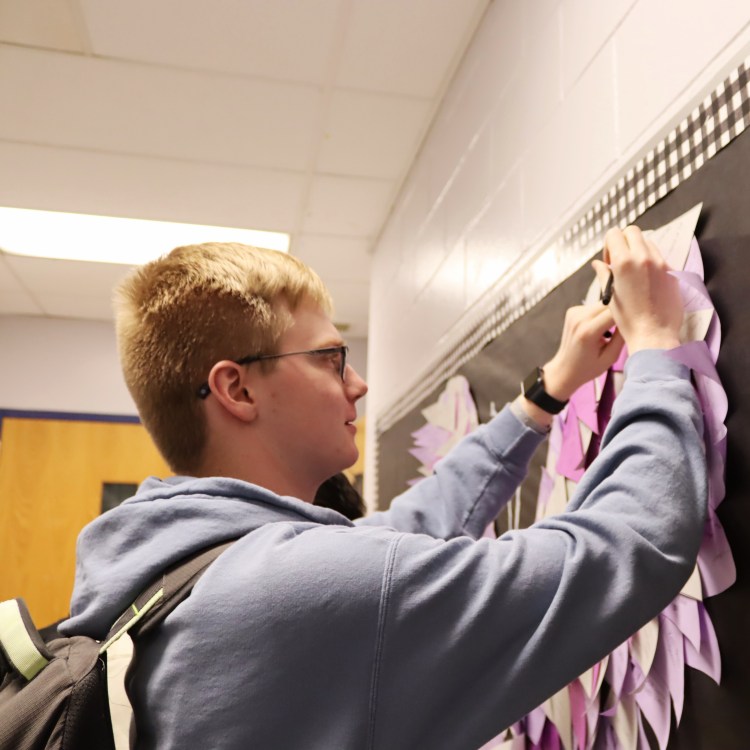 Picking the perfect college – Knight Life